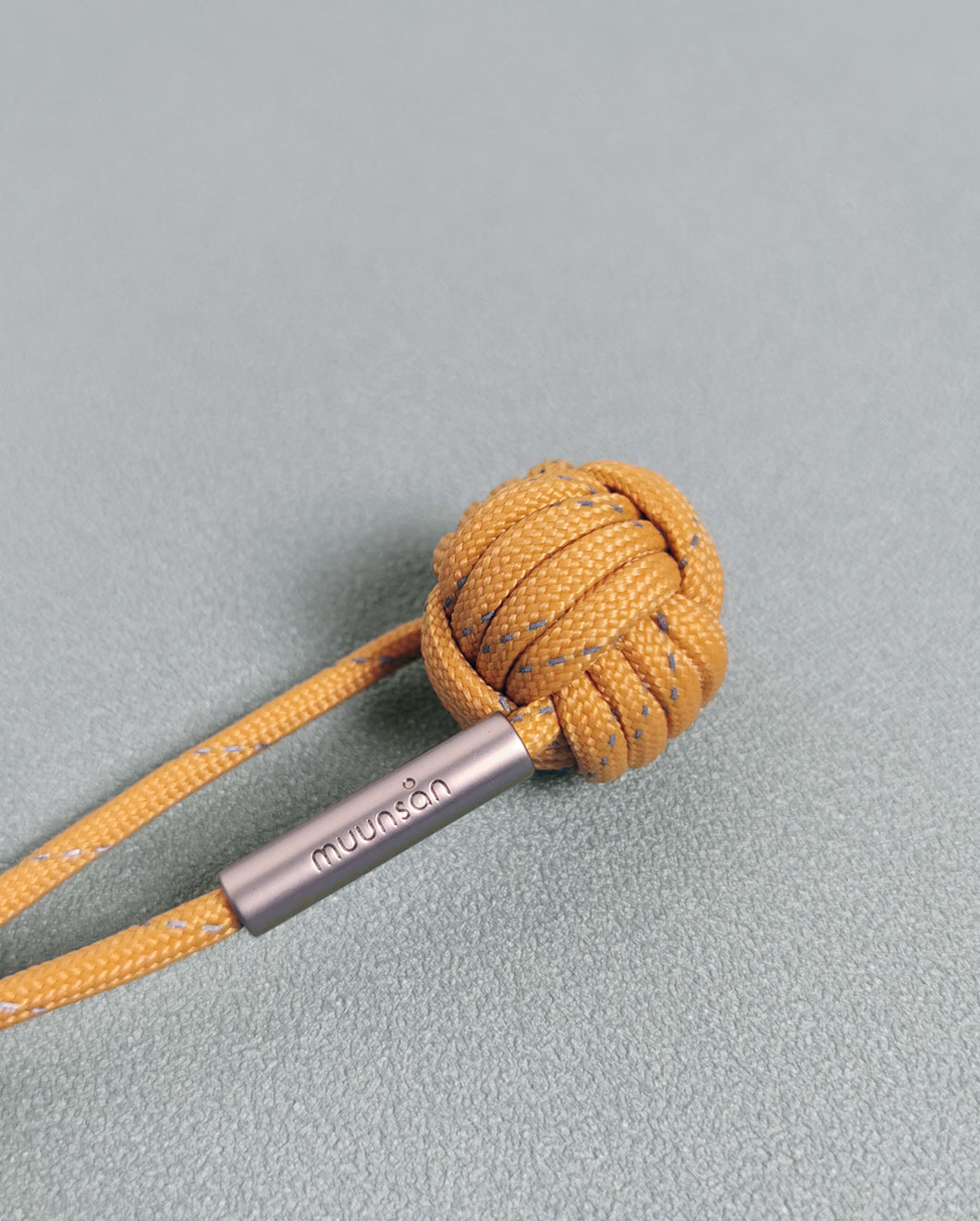 Orbit Keychain : Honey Gold – MUUNSAN